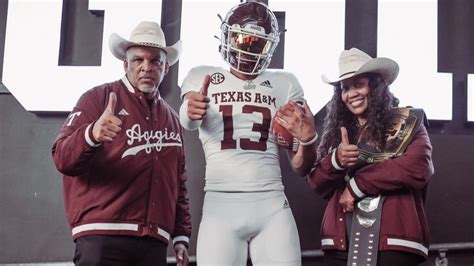 Transfer Qb Jaylen Henderson Excited To Learn From Aandm Coaching Staff Texags