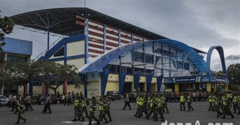 인니 대통령 133명 사망 참사 경기장 철거→fifa 기준 맞춰 재건