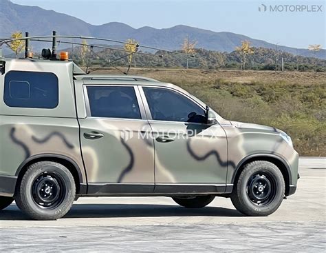 국군 지휘차량 ‘뉴 렉스턴 스포츠 도로에서 실물 만나보니