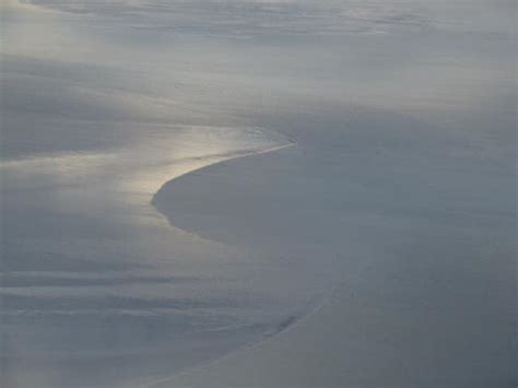 Sang Soo 오늘 갑자기 카메라를 다시 꺼냈습니다 오랫동안 중단했던 내 방식의 사진 예술 작업을 재개하고자 합니다 18년 전인 2006년 서울 평창동 ‘가나아트