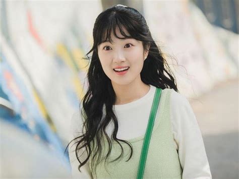 Was Lovely Runner Actress Kim Hye Yoon In True Beauty K Drama