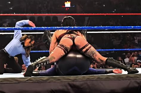 Hot Rhea Ripley Ass Photos