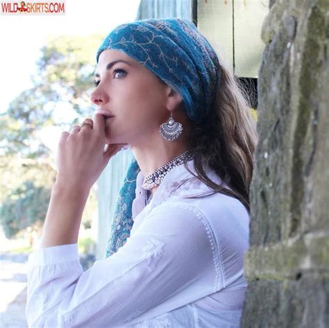 Laura Surrich Nude Leaked Photo 1