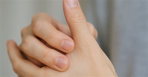 Is Regularly Cracking Your Knuckles Harmful