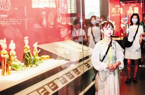 西安市碑林区小小讲解员讲文物故事 文化艺术报