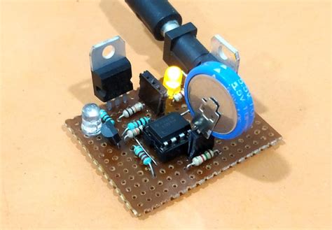 how to make a supercapacitor charger circuit