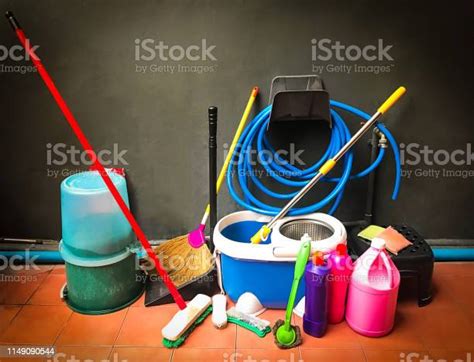 걸 레 청소 장비 사무실 청소 서비스 복사 공간을 가진 물통 가정 생활에 대한 스톡 사진 및 기타 이미지 가정 생활 개념 개념과 주제 Istock