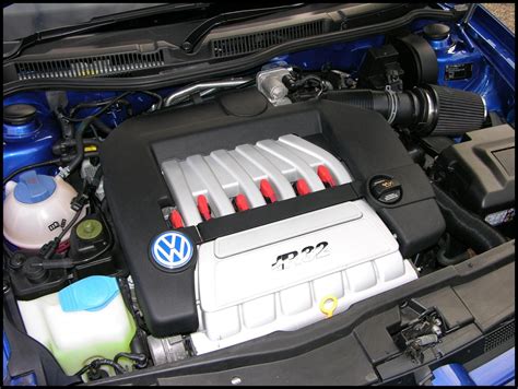 10 Reasons Why The 2004 Volkswagen Golf R32 Was The Coolest Hatchback