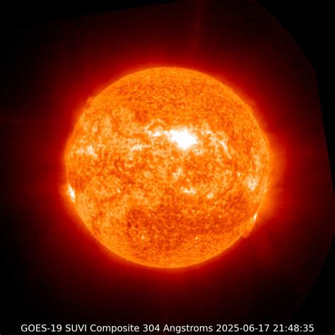 Потужний сонячний спалах цієї ночі