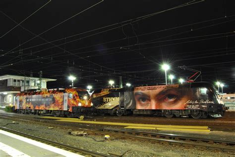 Mrce 182 510 8 Mrce 182 572 8 Foto And Bild Nikon Bahn Flammen