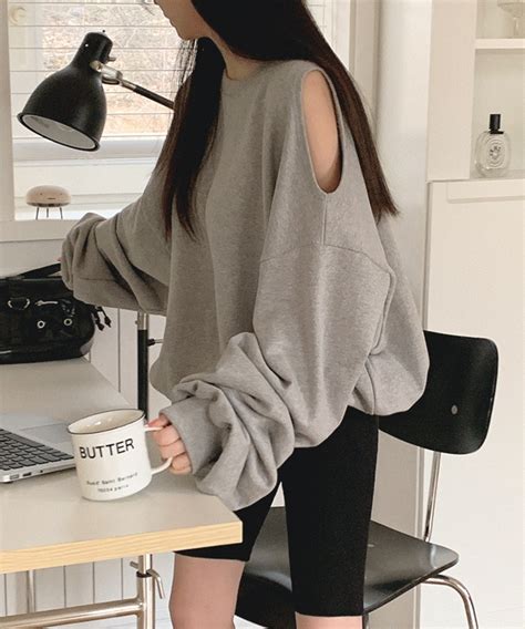 숄더홀트임 맨투맨 루즈핏 오버핏 빅사이즈 간절기 빅사이즈 데일리 캐주얼 레이어드 레깅스코디 하의실종 키작녀 그레이 핑크 연두 에이블리