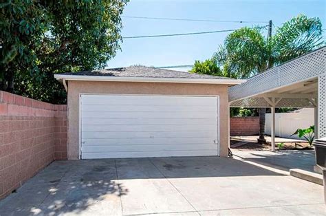 2810 Canal Ave Long Beach Ca 90810 Mls Pw24105616 Redfin