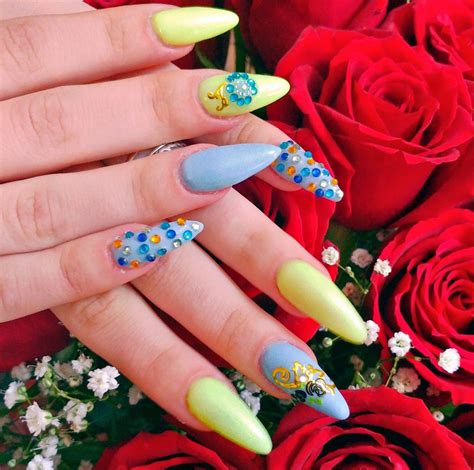 Ricostruzione Unghie Vercelli Vercelli