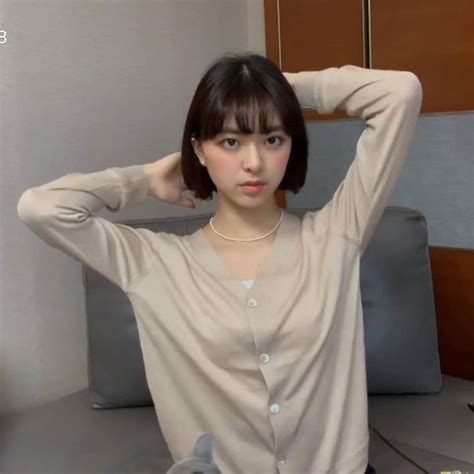Pin By Hasan Furtana On Itzy Short Hair With Bangs Short Hair Styles Lia Itzy Short Hair