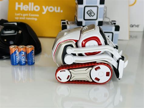 Anki Cozmo Robot Toy Cosmo Robot. COMPLETE SET. WORKS GREAT ...