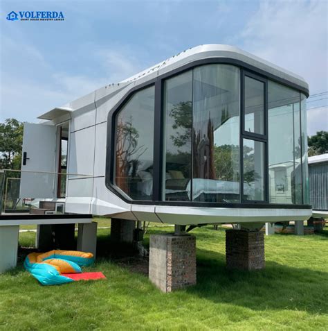 Volferda Capsule House