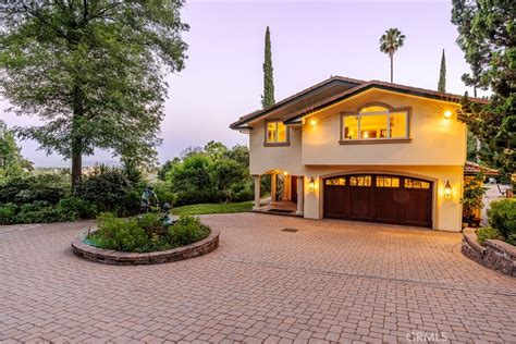 1074 Glen Oaks Blvd Pasadena Ca 91105 Mls Pf23130963 Redfin