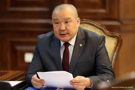 ХЭҮК ын дарга Ж Хунанг үүрэгт ажлаас нь чөлөөллөө