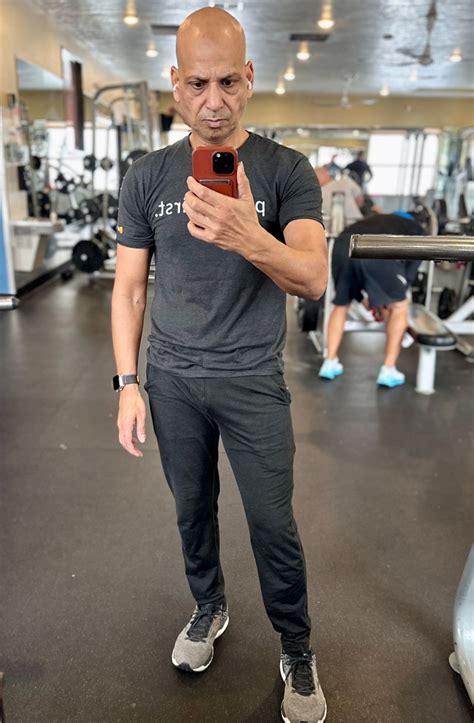 Bodyisatemple Workouteveryday Peaceinside Resultsoutside Createanimpact Jeet Kumar