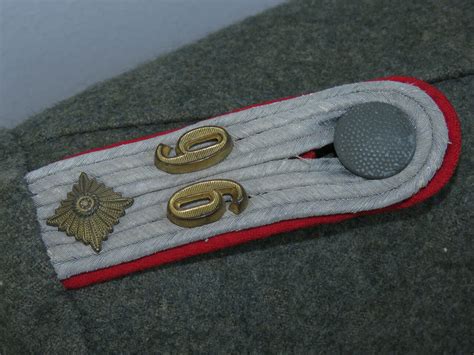 Tunic Of A Battery Commander In The Rank Of Oberleutnant Artillery