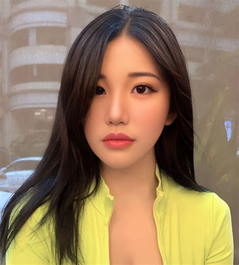 Siew Pui Yi Model Age Height Weight Wiki Biography Boyfriend Ethnicity And More