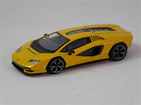 Lamborghini Countach Lpi 800 4 Modellini Street Diecast