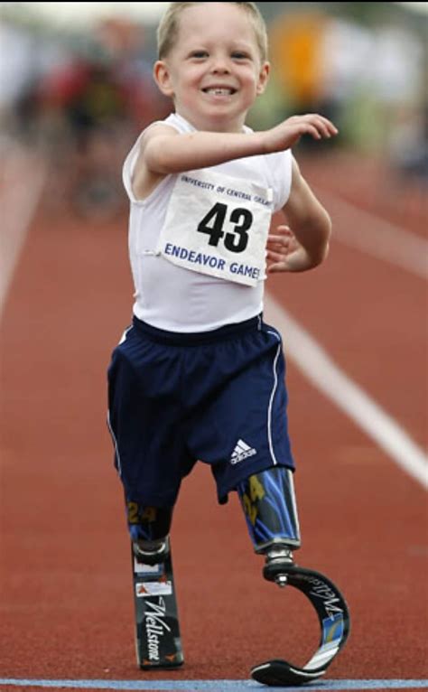 Syeed Iqbal ☁ On Linkedin সর্ম্পূণ শরীর প্যারালাইসড ব্যক্তিটি বিশ্বের সর্বশ্রেষ্ঠ বিজ্ঞানী…