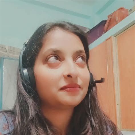 Nilisha Dubey Nilishadubey • Instagram Photos And Videos