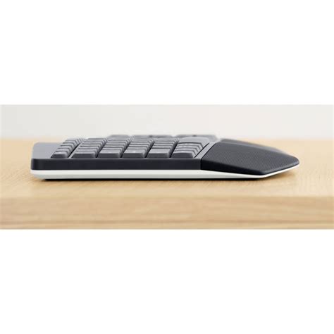 Logitech Mk850 Performance Wireless Keyboard And Mouse Combo New