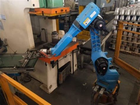 Cheap Axis Cnc Welding Robot Arm Kit Including Robot Controller Similar KUKA Okuma Robot Arm