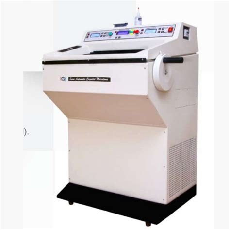 Semi Automatic Cryostat Microtome 1 Almicroinstruments