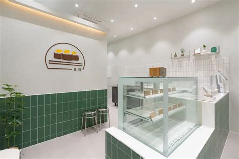 초록색 타일 컬러로 포인트 모던한 분위기 10평 샌드위치 인테리어 세종