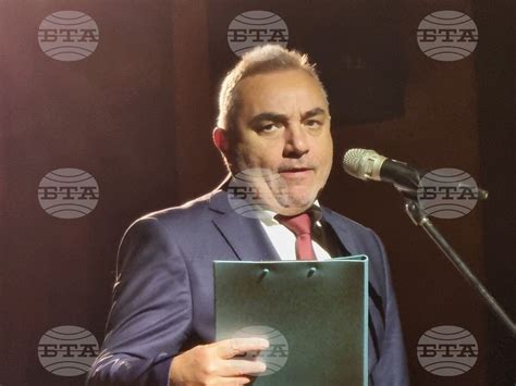 Министърът на културата Кръстьо Кръстев посети премиерата на