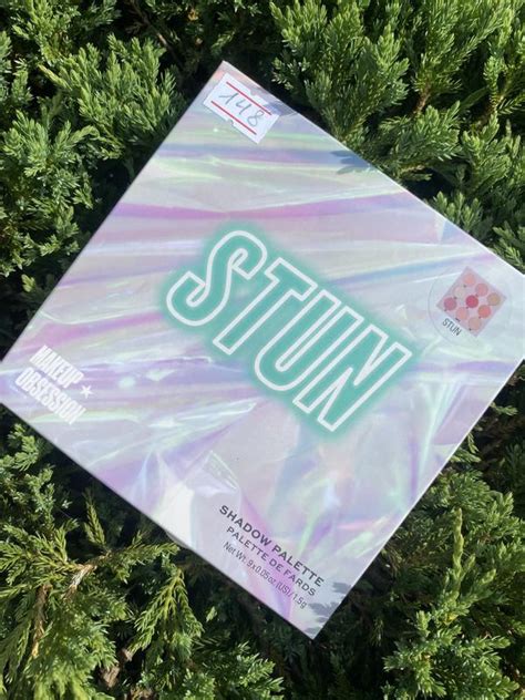 Палетка теней — цена 148 грн в каталоге Тени для век Купить товары для красоты и здоровья по