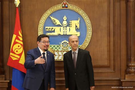 Г Занданшатар Алтай дамнасан улс орнуудын эрдэм шинжилгээ судалгааны хамтын ажиллагааг олон