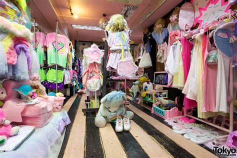 Spank Japanese 80s Pop Disco Fashion In Tokyo