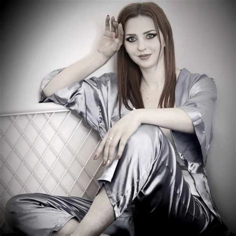 Якщо дівчина на побаченні з мужчиною платить сама за себе то вона його не сприймає за мужика