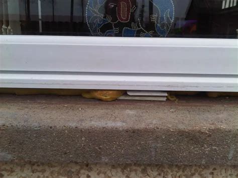 Gap At The Bottom Of Upvc Window Is This Normal DIYnot Forums