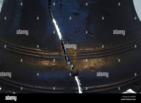 Famous Cracked Bell At Jai Smeaton Blog