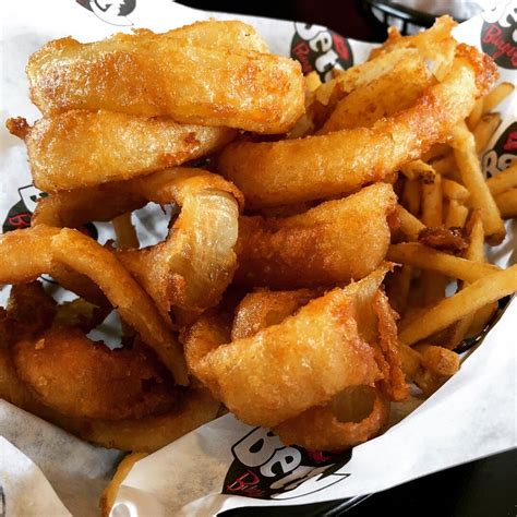 Betty Burgers Santa Cruz Restaurant Reviews Photos And Phone Number