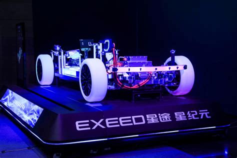 汽车行业专家称赞“世界级e0x平台重新定义汽车舒适新标准！” 搜狐汽车 搜狐网
