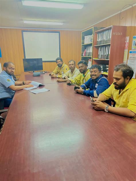 While Meeting About How Prevent To Workers From Heat Stress And Heat