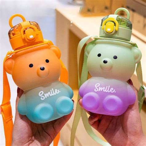 ขวดน้ำ หม้อท้องถ้วย ขวดน้ำพลาสติกแบบพกพาไล่โทนสี ขวดน้ำฟาง ขวดน้ำ 800ml ปิดผนึกป้องกันการรั่ว