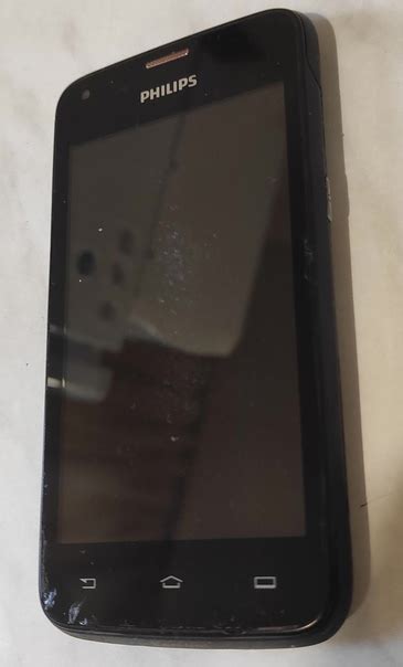 И так, это телефон 2013 года - и он до сих пор работает. Дефекты ...