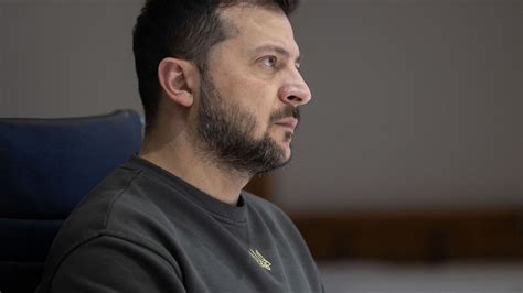 Зеленський обговорив з представниками громад Дніпропетровської області відбудову житла та