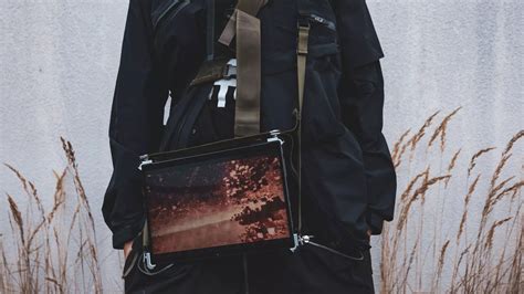 Asus Rog Flow Z Acrnm Rmt A Trendy Tablet Or Laptop With A Strange Look Designed By