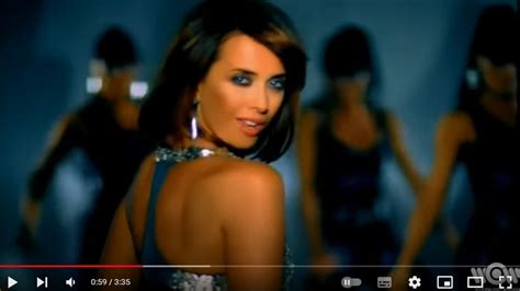 Поклонники и семья собрались на могиле Жанны Фриске в честь ее 50 летия