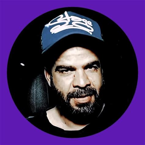 ‎محمدگلزار‎ Mohammad Golzaroo • Threads Say More