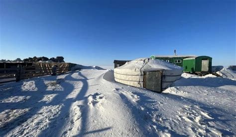 Зудын хүнд нөхцөлд байгаа малчин өрхүүдэд улсын нөөцөөс хүнсний тусламж үзүүлнэ