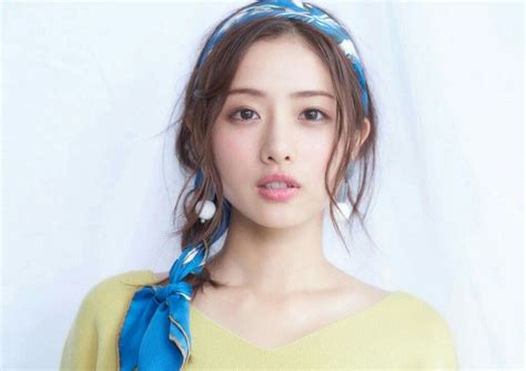 Artis Jepang Yang Gak Cuma Cantik Tapi Juga Berbakat